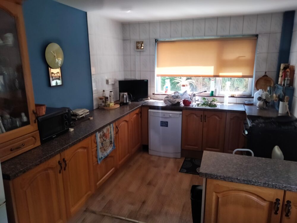 92b51fc3-ffe7-4e62-9e43-372b64a74a17 | Barry Auctioneers